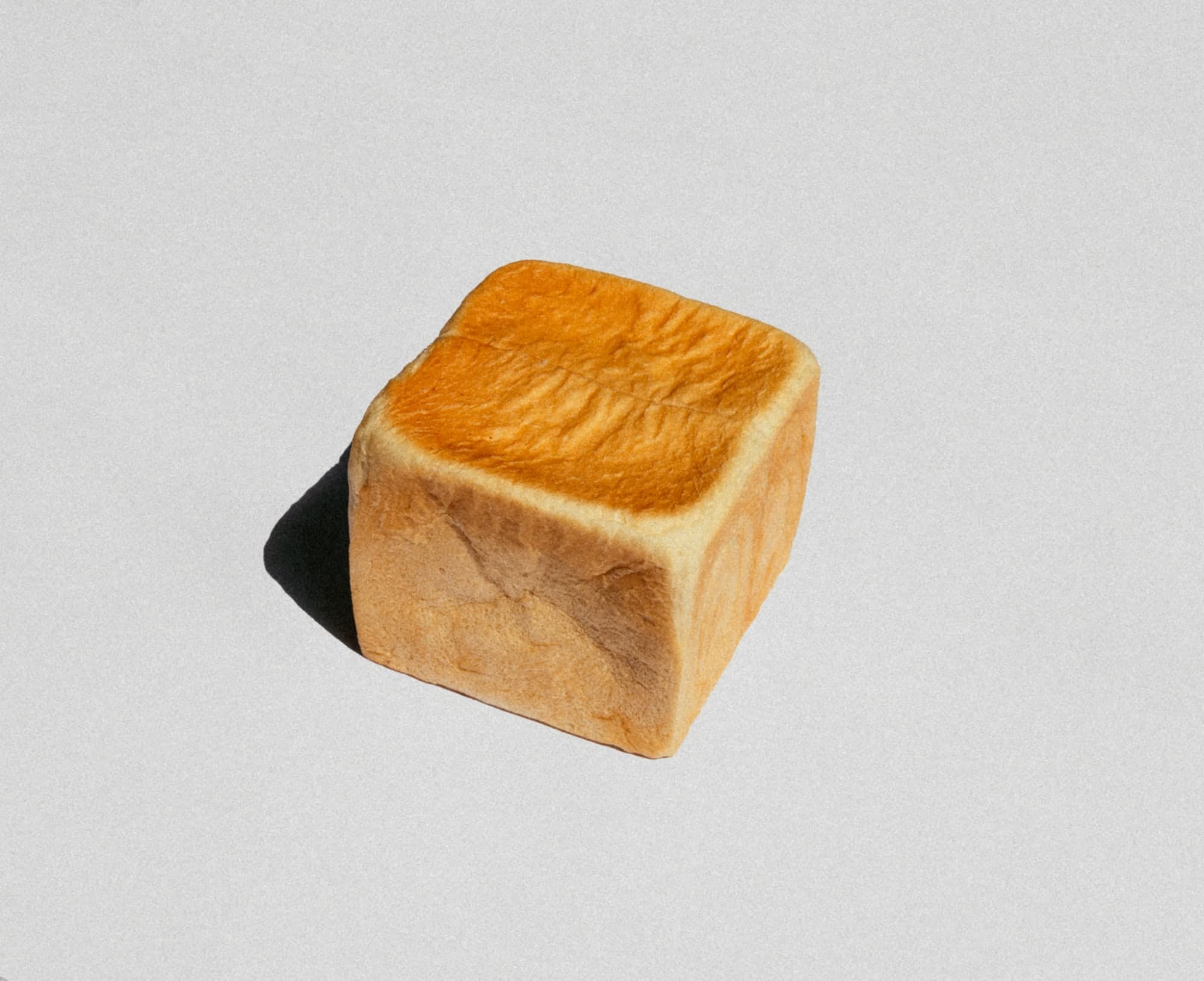 Fluffy & Sweet Japanese Almond Milk Bread / Condensed Milk | UnD